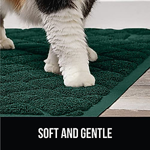 GORILLA GRIP Cat Litter Box Mat, Water Resistant Kitty Litter Trapping Mat, Textured Backing, Easy to Clean, Less Waste and Clean Floors, Kitten Supplies for Indoor Cats, Soft on Paws, 30x20 Green