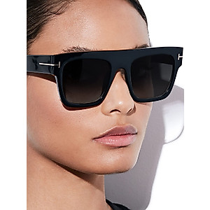 AIEYEZO Fashion Square Sunglasses for Women Men Sports Driving Sun Glasses Anti-Glare 100% UV Protection Metal T Word Design (Black/Grey Gradient)