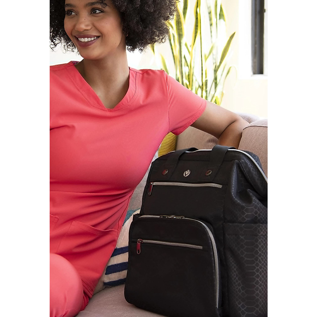 HeartSoul Women's Convertible Bella Backpack, Nurse Backpack for Work, One size, Black Pebble w/Black Straps