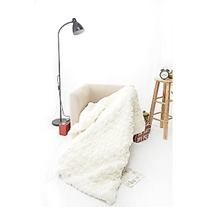 HappyCare Textiles HCT BKT-002 Luxury Quilted Faux Fur Throw Blanket, 50" by 60", Ivory/White