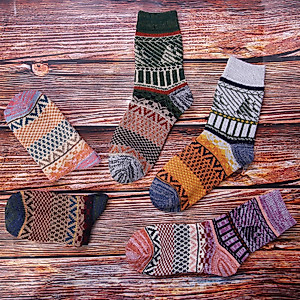 Loritta 5 Pairs Womens Wool Socks Thick Warm Soft Winter Knit Cozy Crew Socks Christmas Gifts,E-Stripe