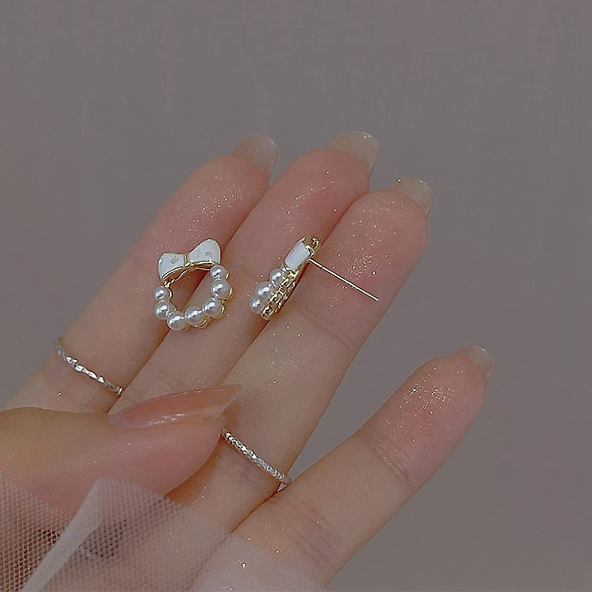 Channel V Small Pearl Earrings Cute Bow Pearl Stud Earrings Ribbon Bow Wedding Earring Jewelry Gift for Women