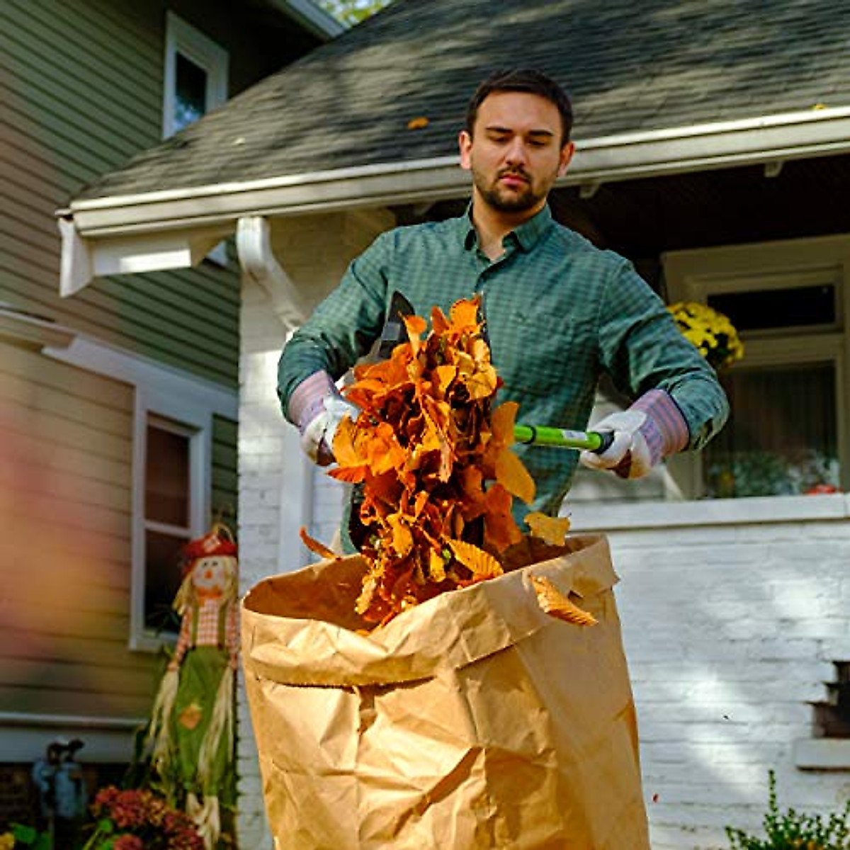 Earthwise 50002 Gator Grabber Telescoping Leaf Clean-Up Tool, Green/Black