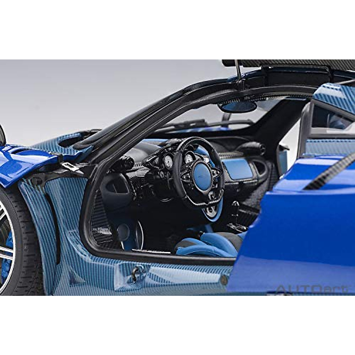 Autoart Pagani Huayra BC Blu Francia/Candy Blue Metallic with Carbon Accents 1/18 Model Car
