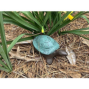 Top Brass Turtle Key Hider Figurine - Cast Iron Garden Statue with Secret Compartment - Indoor / Outdoor