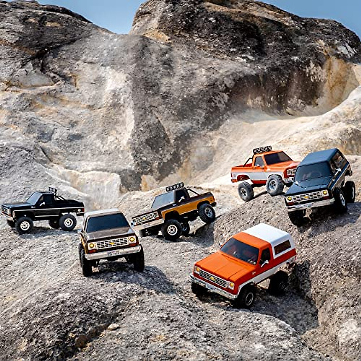 FMS 1/24 RC Crawler Officially Licensed Chevy K5 Blazer RC Car FCX24 RTR RC Pickup Truck SUV 4WD 2.4GHz Hobby RC Model 8km/h Mini Car RC Off-Road Remote Control Car (Brown)