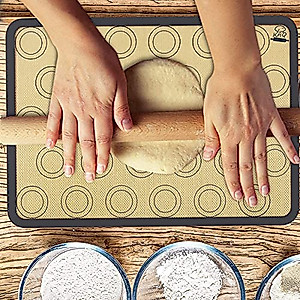 Silicone Baking Mat Set Rolling Pin Non Stick Dough Baking Sheet Pastry Mat Set for Cookie Macaroon Pizza Heat Resistant Non Slip Silicone Food Grade Sheets Mats Reusable Food Safe Liners