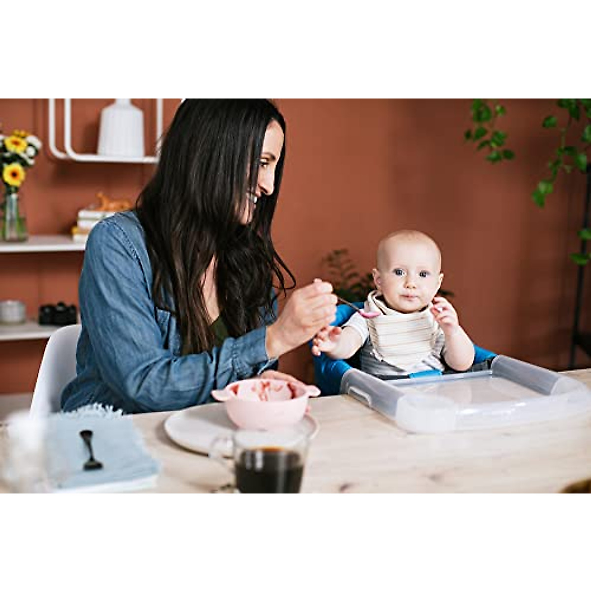 Inglesina - Fast Table Chair with Fast Tray: Hook On Portable High Chair for Babies and Toddlers, Damage Free Travel Booster Seat for Restaurant Use - Includes Snap On Tray, Light Blue