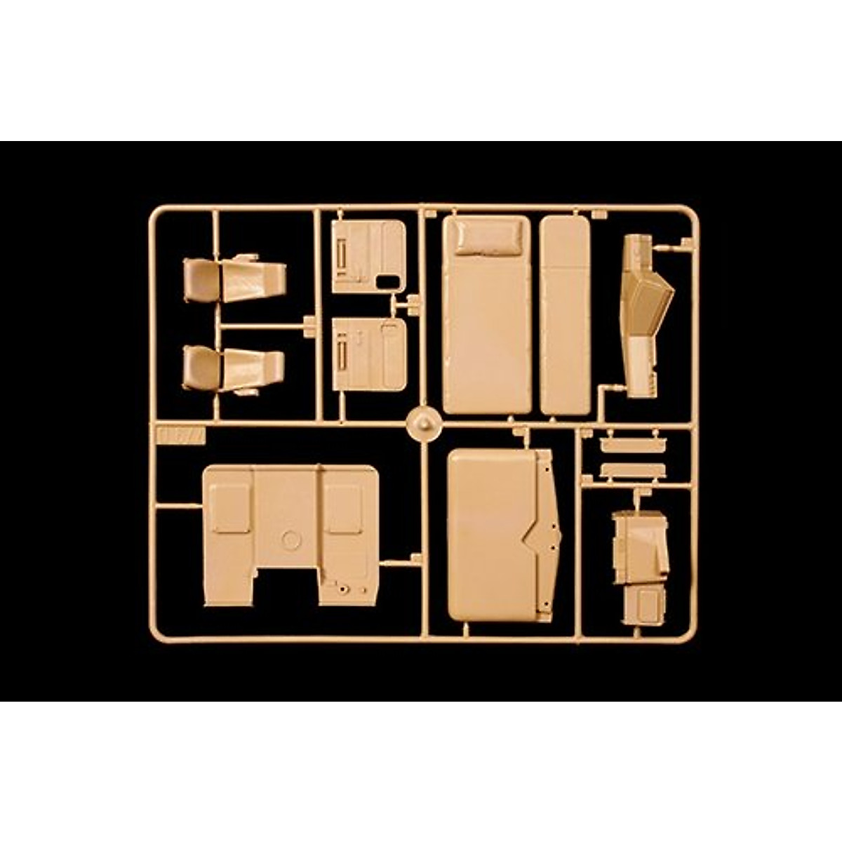 Italeri 1:24 Trucks & Trailers 3859 Freightliner FLC