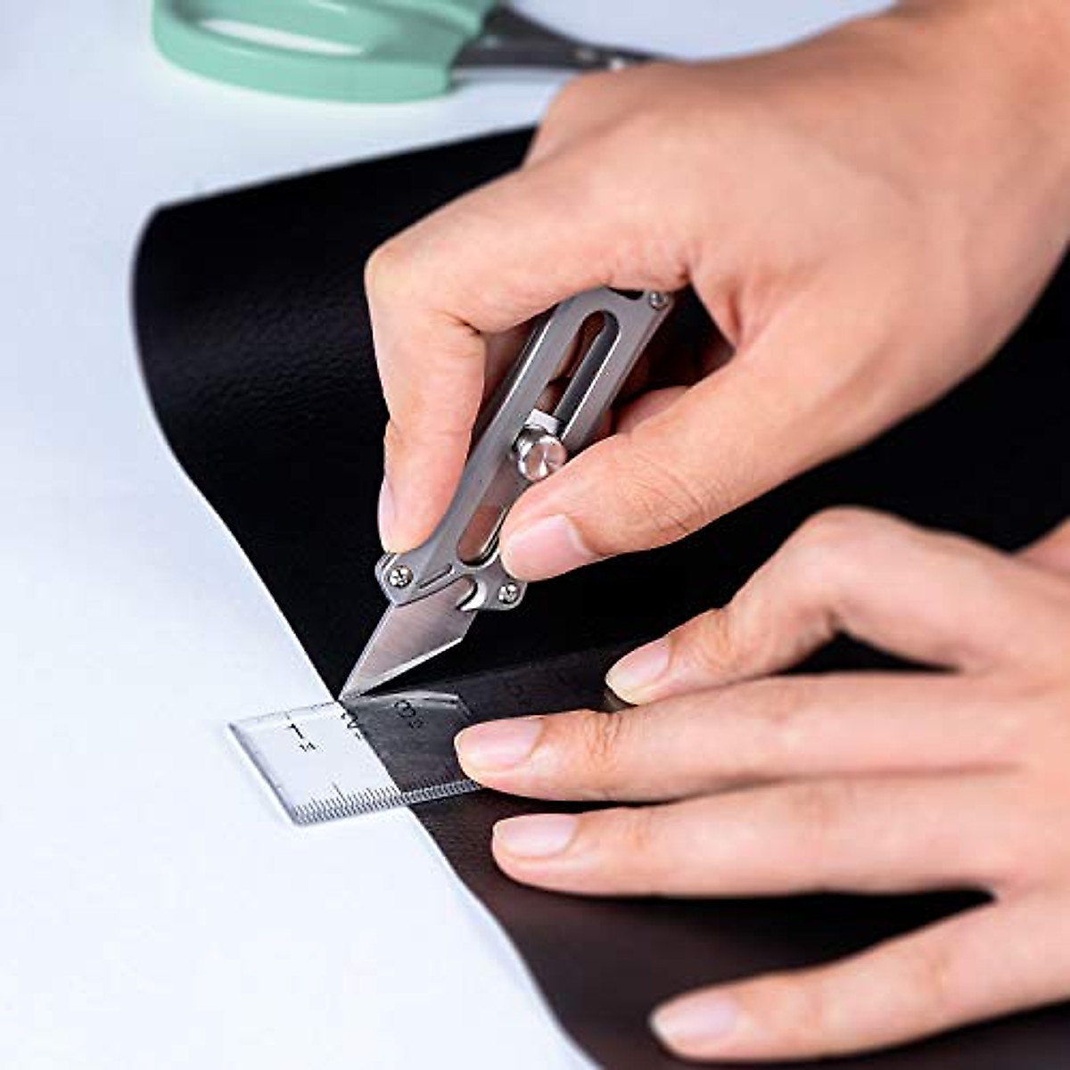 RovyVon V20 EDC Pocket Tool, Titanium Body, Utility Blade, Mini Keychain for Bottle Open/Box Cutter/Key Carabiner, for Gift