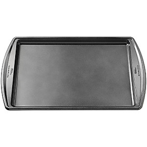 Wilton Advanced Select Nonstick Cookie Sheet, 10 x 15 Inches, Pack of 2