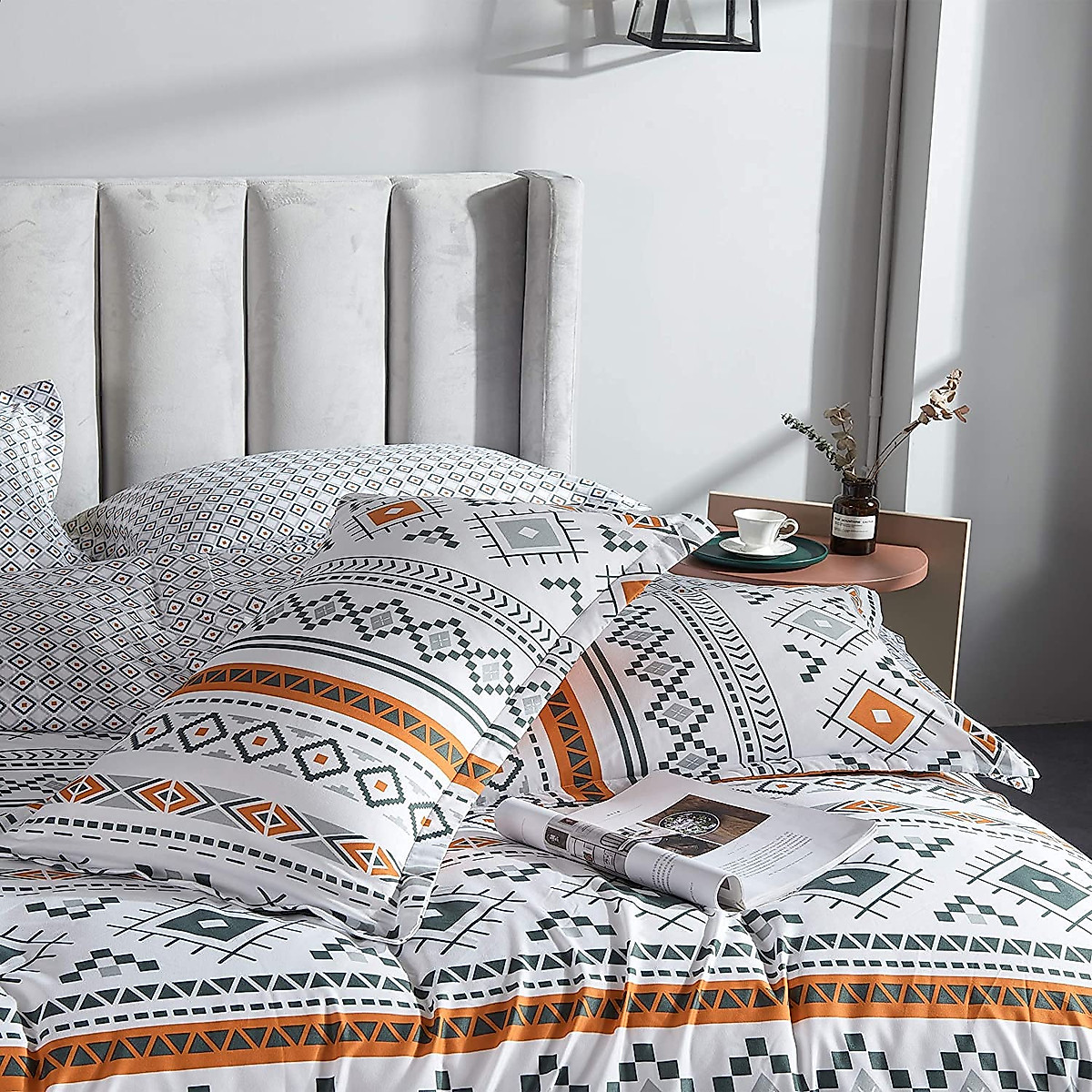 Gafance 3Pcs Aztec Geometric Pattern Duvet Cover Full Set, Folk Style White & Orange Bed Linen, Ultra Soft Comforter Cover with Zipper Closure, Farmhouse Quilt Cover 78 X 90 inches & 2 Pillow Shams