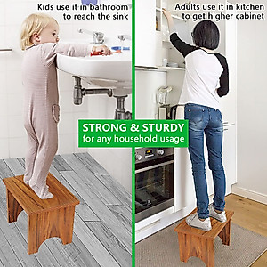 Wooden Step Stools Portable Bedside Bathroom Kitchen Foot Step Stool for Adults Kids Seniors Easy Assemble with Safety Non-Slip Pads (Brown Oak)