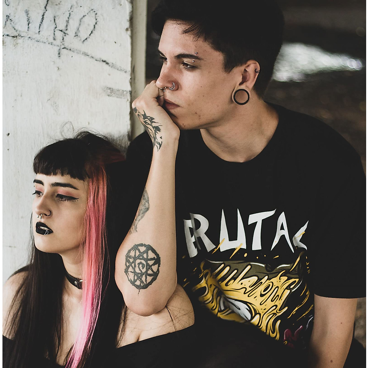 Carper Nose Ring Hoop Nose Ring Double Nose Ring for Single Piercing Clicker Double Septum Ring Jewelry(18g Black 8mm)