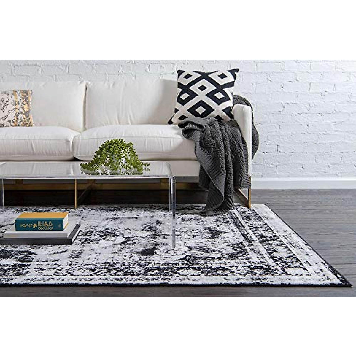Unique Loom Sofia Collection Area Rug - Salle Garnier (6' 1" x 9' Rectangle, Black/ Ivory)