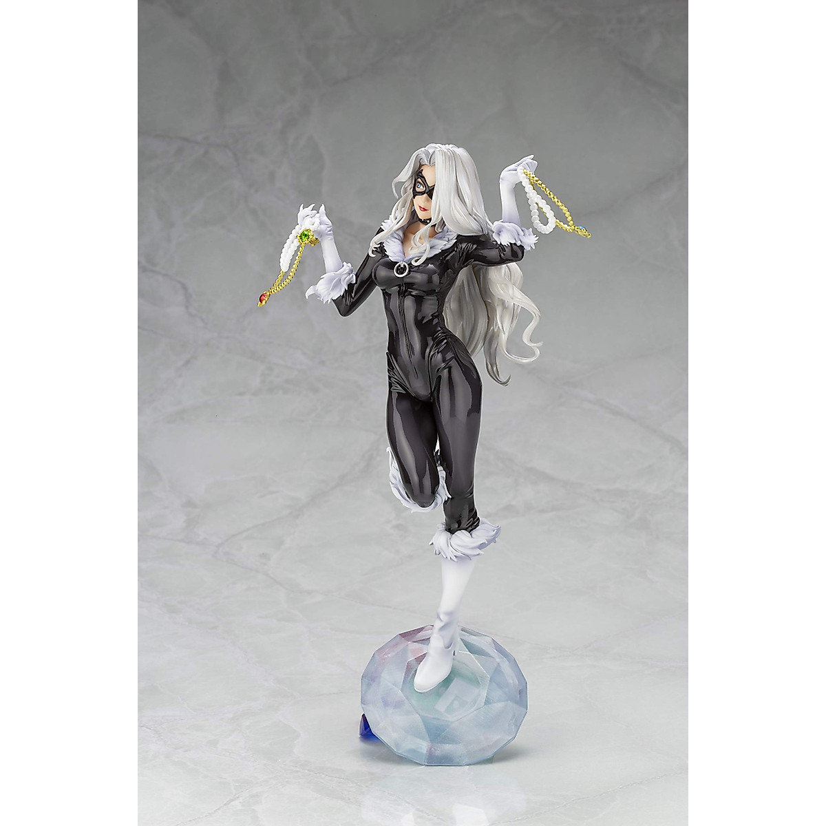 Marvel's Black Cat (Steals Your Heart Version) Bishoujo Statue, Multicolor