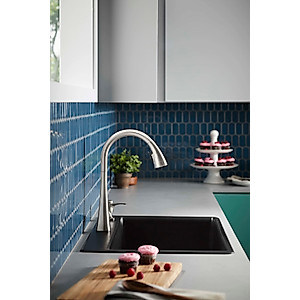 KOHLER R22867-SD-VS Maxton Pull-Down Kitchen Faucet with Soap Dispenser/Lotion Dispenser, Kitchen Sink Faucet with Pull Down Sprayer, Vibrant Stainless