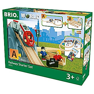 BRIO World - 33773 Railway Starter Set | 26 Piece Toy Train with Accessories and Wooden Tracks for Kids Age 3 and Up - Green