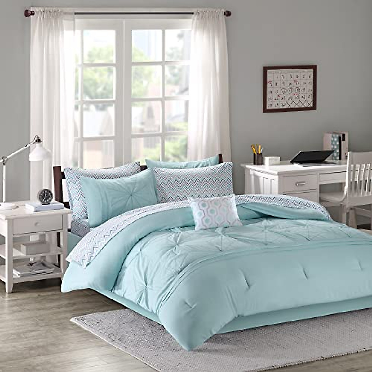 Intelligent Design Toren Complete Bag Tufted Embroidered Comforter with Sheet, Season Bedding Set, Full, Aqua