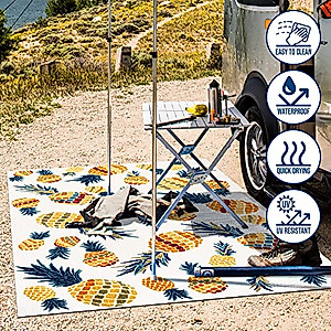 JONATHAN Y AMC117A-5 Ananas Bold Pineapple High-Low Indoor Outdoor Area-Rug, Tropical Coastal Casual Easy-Cleaning,Bedroom,Kitchen,Backyard,Patio,Non Shedding, 5 X 8, Orange/Navy