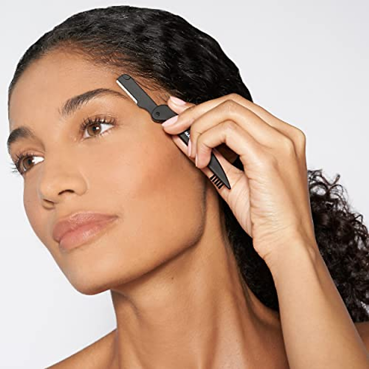 Tweezerman Precision Folding Brow Razor - Eyebrow Razor for Women and Men