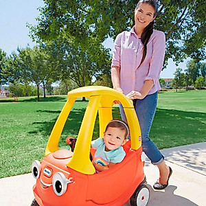 Little Tikes Cozy Coupe (Classic) and Princess Cozy Coupe - Bundle