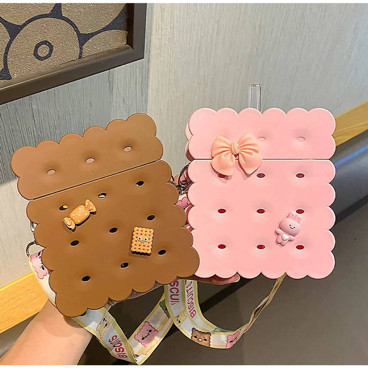 Kawaii Biscuit Water Bottle with Straw Lid and Strap Novelty Water Bottle for Kids Girls Outdoor Sports School Supplies Cute Aesthetic Birthday Gifts Cookie Leak-proof Water Bottle BPA Free (Pink)