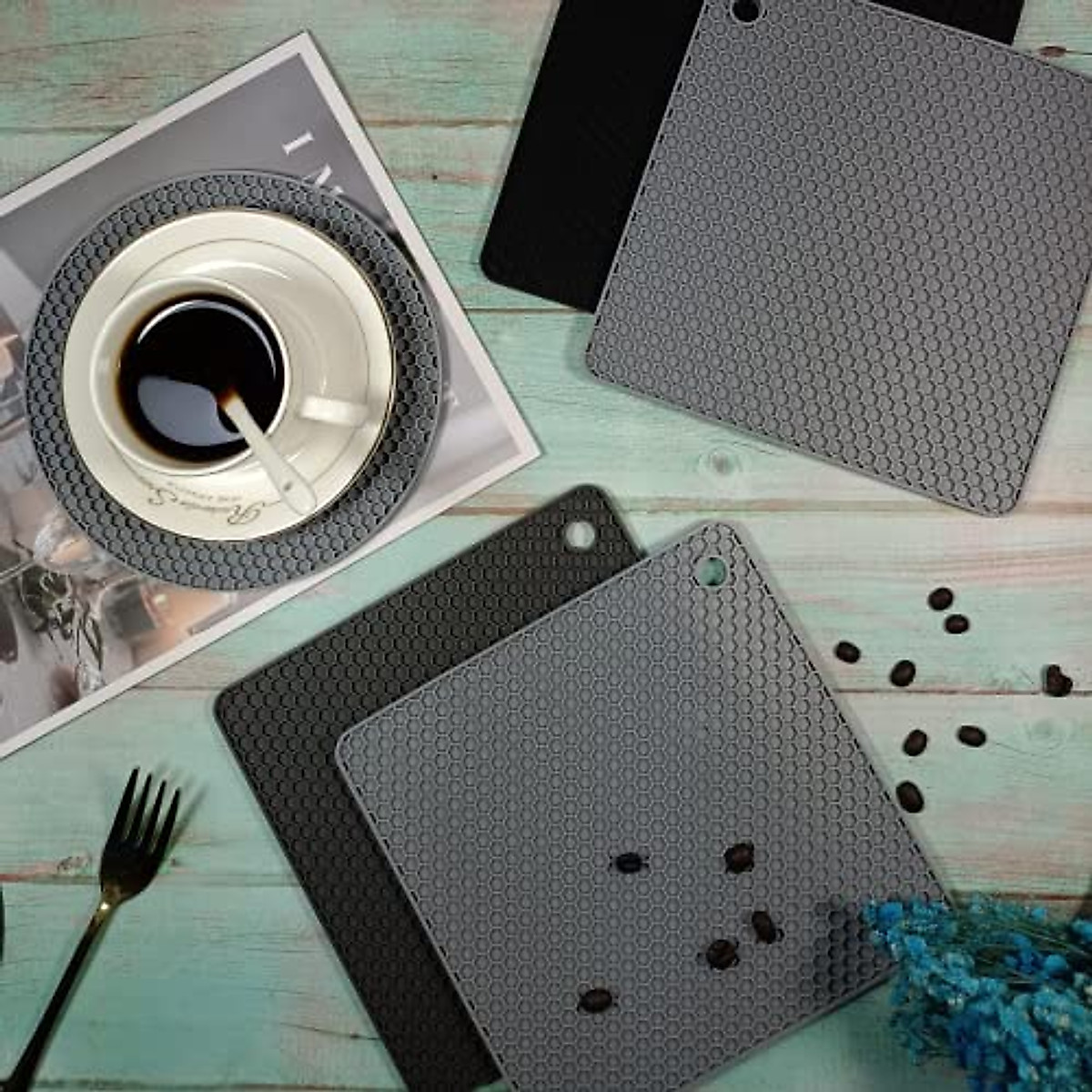 Hotsyang Silicone Trivets Mats Set,Silicone Hot Pads and Trivets, Silicone Trivets for Hot Dishes,Hot pots and Pans,Black Silicone Hot Pads for Kitchen Table,Square Silicone Trivets Mats Set of 4 Pcs