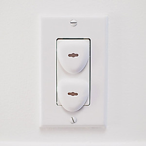 Prince Lionheart Outlet Covers with Safety Keys, Outlet Protector Power Gear Shock Prevention, Baby Child Safe Easy to Install (20pcs)