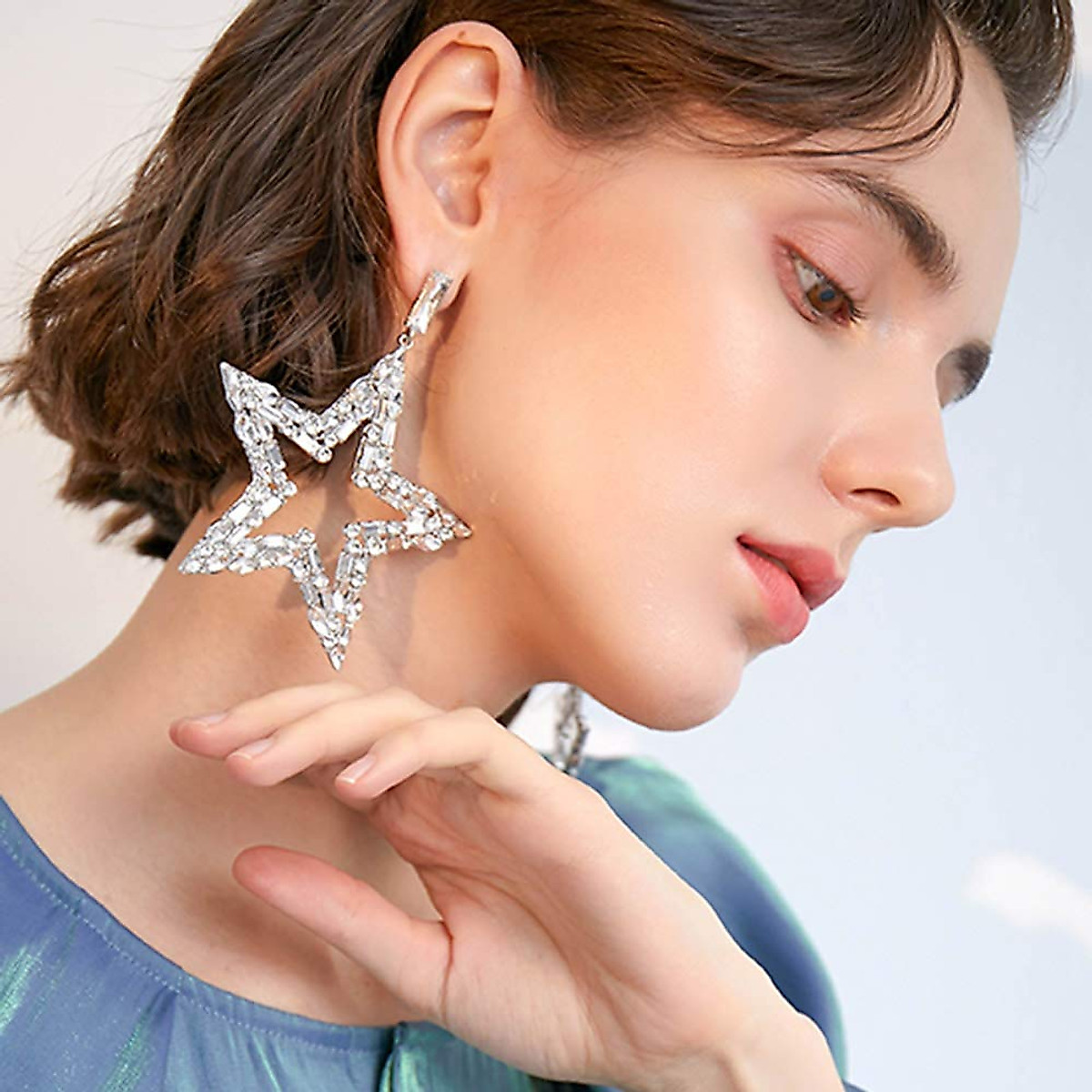 Xerling Full Crystal Rhinestone Star Dangle Hoop Earrings Big Star Drop Earrings Bling Sparkly Earrings for Party Wedding Bar