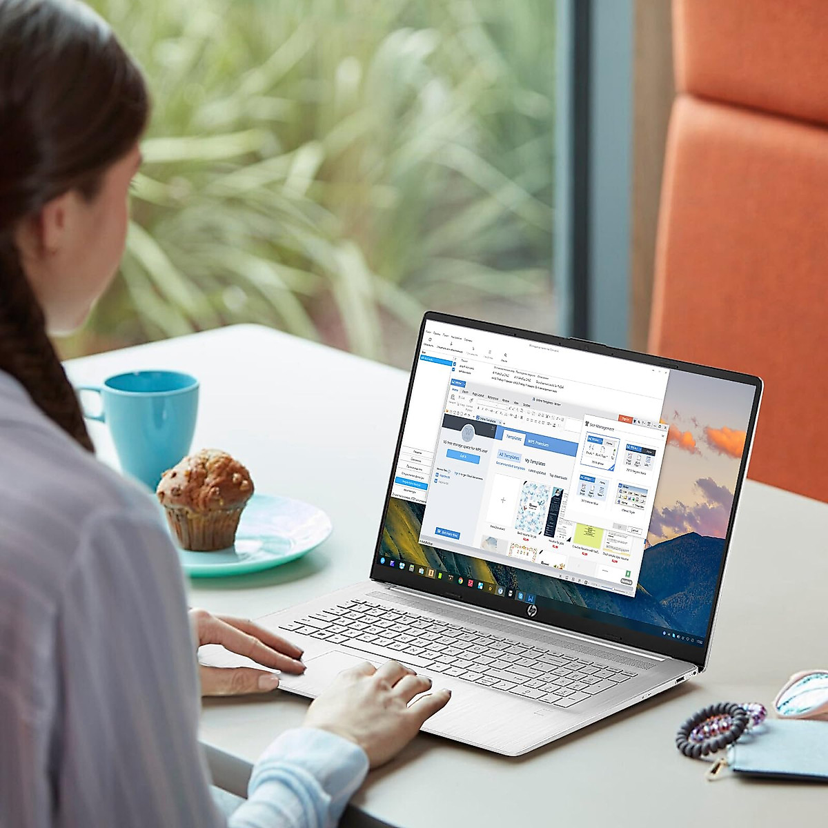 HP 17 Business Laptop Computer, 11th Gen Intel Core i5-1135G7, 17.3" FHD IPS Display, Windows 11 Pro, 32GB RAM, 1TB SSD, Wi-Fi 6, Bluetooth, Webcam, Backlit Keyboard, 32GB Tela USB Card