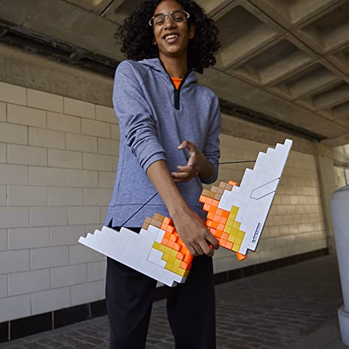 NERF Minecraft Sabrewing Motorized Blaster Bow, 8 Elite Darts, 8-Dart Clip, Electric Full Auto Toy Foam Blasters, Minecraft Toys for 8 Year Old Boys and Girls and Up