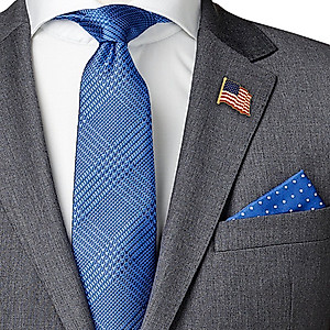 PinMart American Flag Lapel Pin – Made in the USA - Gold Plated Enamel Pin – Patriotic Waving United States Country Pin for Coats, Suit Jackets and Lanyards