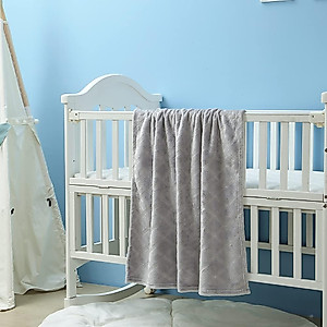 CREVENT Comfy Small Plush Flannel Fleece Throw Blanket for Infant Girls and Boys/Kids/Toddlers Spring Summer All Seasons(30"X40" Light Grey)