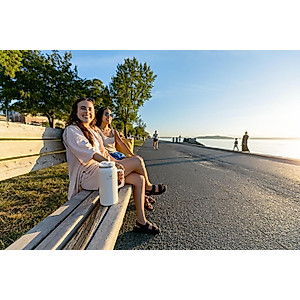 Stanley Quencher H2.0 FlowState Stainless Steel Vacuum Insulated Tumbler with Lid and Straw for Water, Iced Tea or Coffee, Smoothie and More, Cream, 64 oz