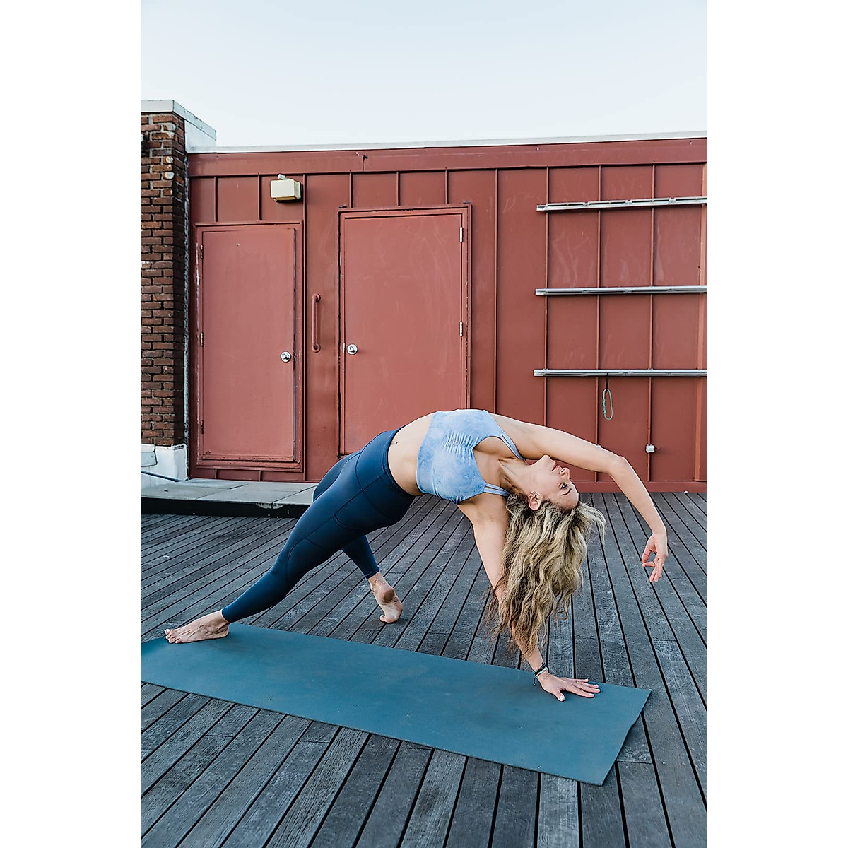 Handful Double Down Women's Medium Impact Sports Bra, Removable Pad Inserts, Wire Free, Cross Back, Strappy Yoga Bra, Smoke Show, Small