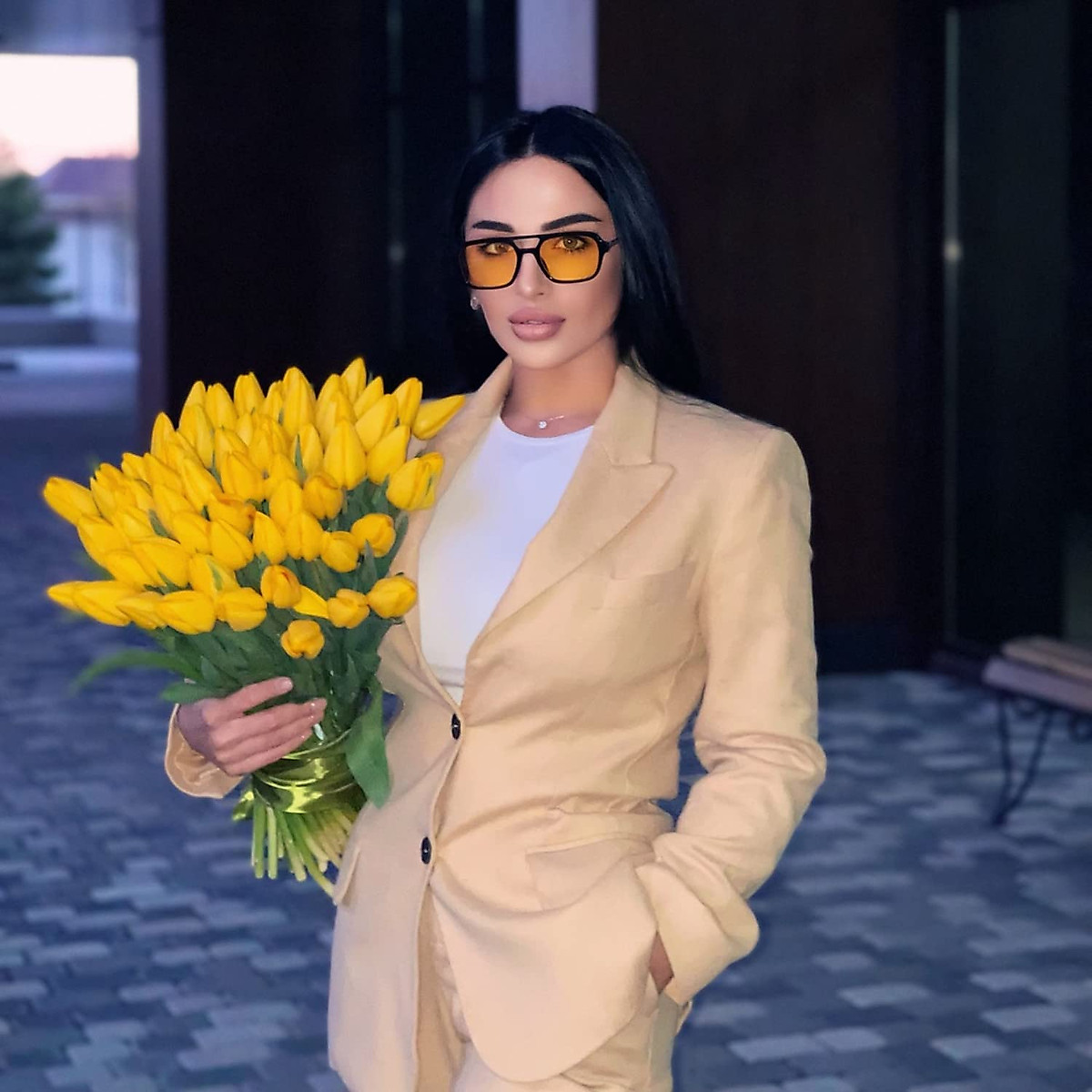 FEISEDY Vintage Square 70s Flat Aviator Sunglasses Women Men Metal Design Shades B2752