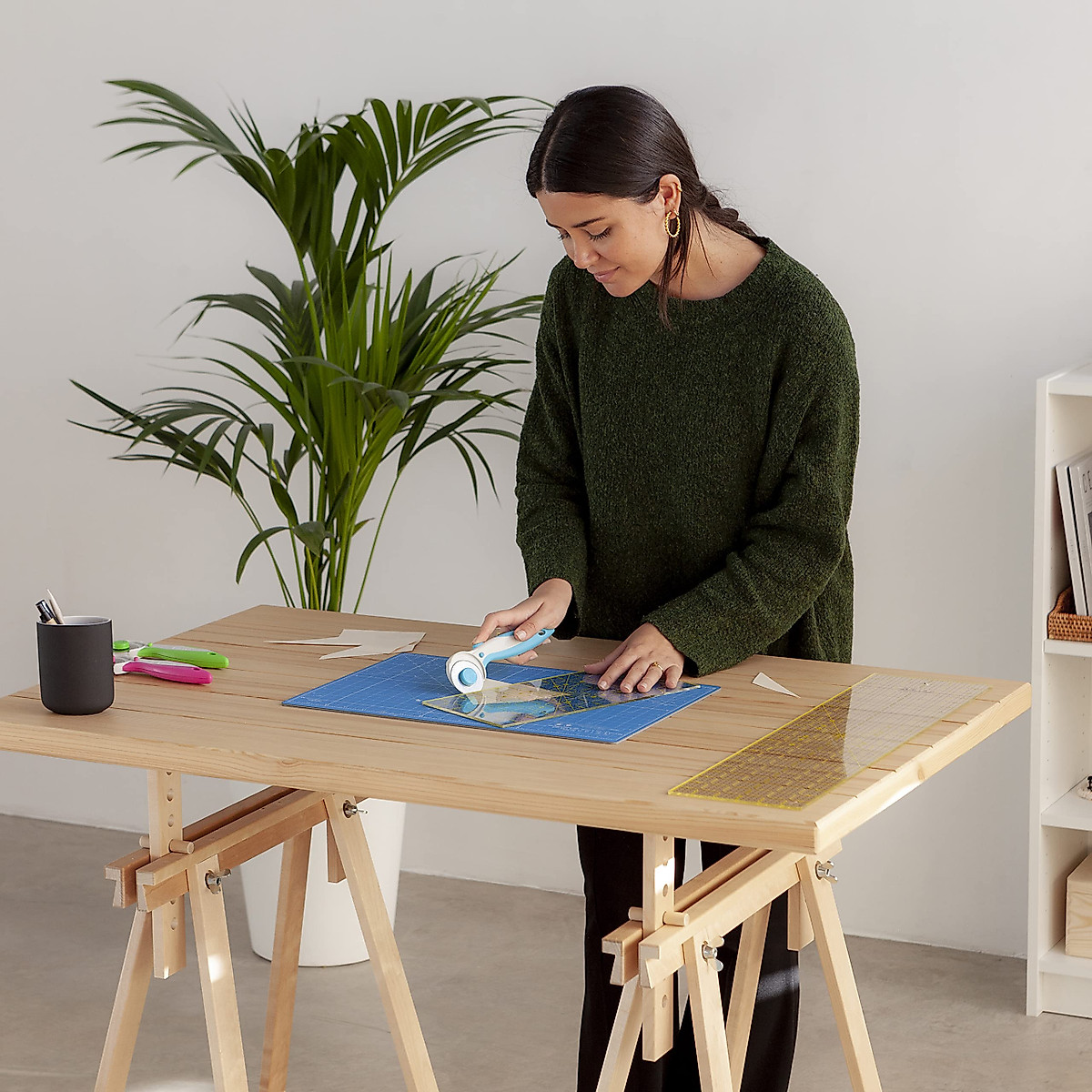 Elan Cutting Mat A3 Blue, 5-Ply Craft Mat, Self Healing Cutting Mat 18x12, Craft Cutting Board, Art Mat, Imperial Sewing Mat, Quilting Mat, Hobby Mat, for Sewing, Quilting, Quilting supplies