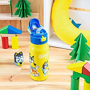 Zak Designs Bluey Double-Wall Vacuum Insulated, Stainless Steel Kids Mesa Water Bottle with Flip-Up Straw Spout and Locking Spout Cover, Durable Cup for Sports or Travel (13.5 oz, 18/8 SS)
