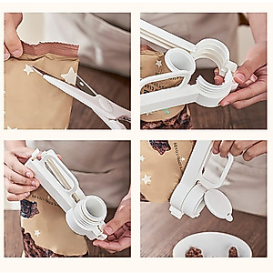 Food Sealing Clip with Pour Spout,Food Storage Sealing Clip,Food Snack Bag Clip,Plastic Moisture Sealing for Prolonging the Freshness of Potato Chip Bags Cereal Bags Dog Food Bags (1 PC)