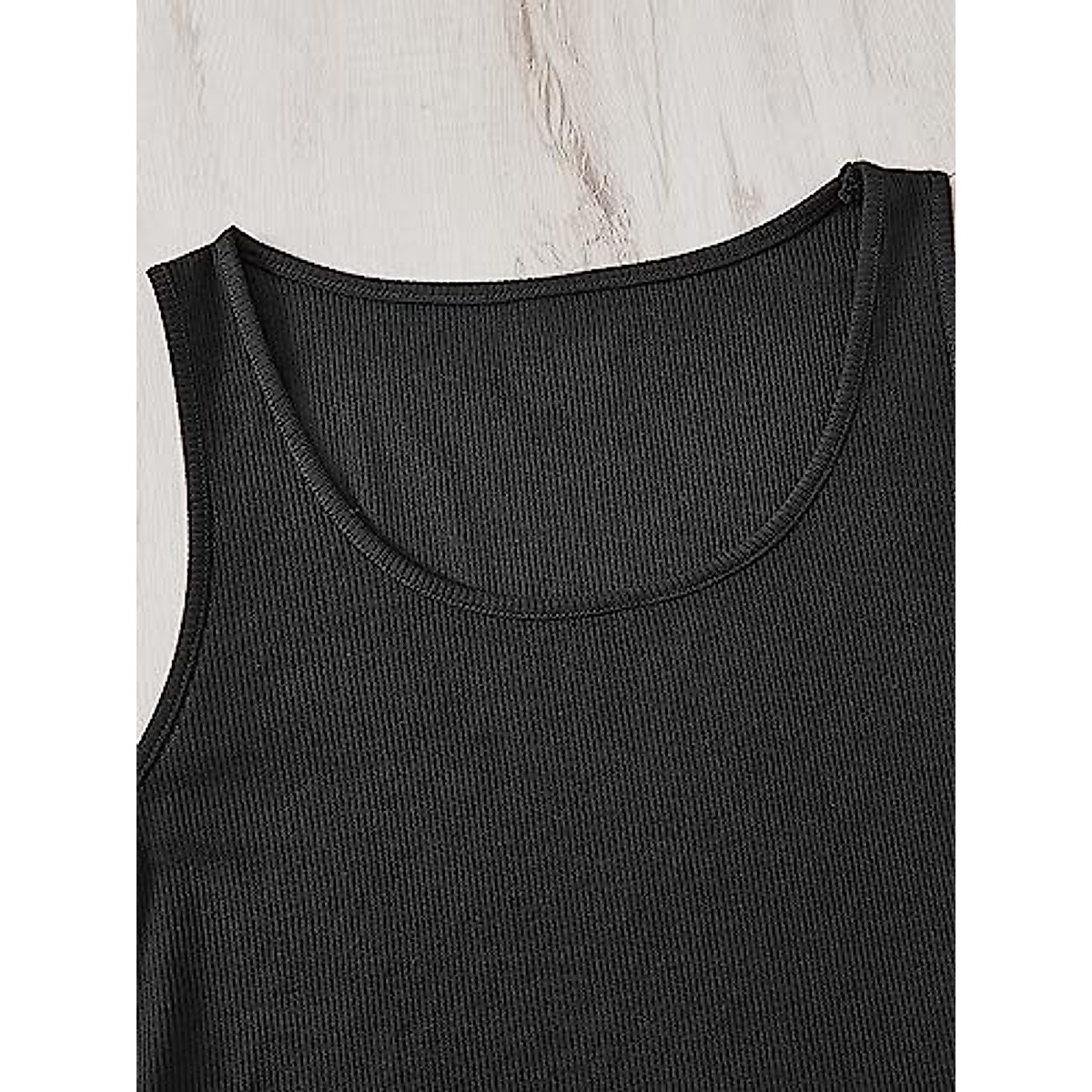 SOLY HUX Women's 2 Piece Outfits Summer Scoop Neck Tank Top and Allover Print Belted Shorts Set Black and Green XL