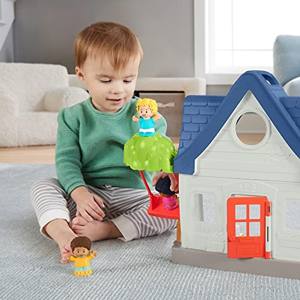 Fisher-Price Little People Toddler Play House with Lights Music & Smart Stages Learning Content, 2 Figures 6 Play Pieces, UK English Version, HCJ66