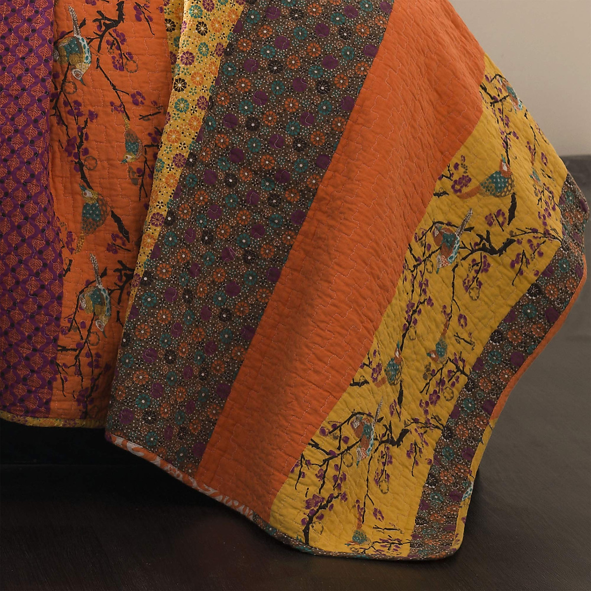 Lush Decor Royal Empire Reversible Cotton Quilt Set - 3 Piece Striped Bedding Set - Bold & Colorful Bohemian Patterns - Soft Cotton Feel - King, Tangerine