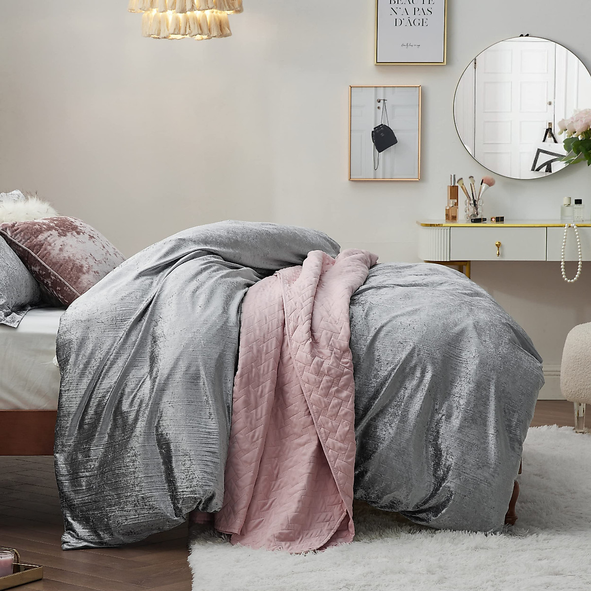 Bedsure Velvet Duvet Cover Set - Luxurious, Glossy King Size Duvet Cover Set, Grey Duvet Cover King Size with 2 Pillow Shams (Silver Grey, King, 104 x 90 inches)