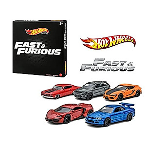 Hot Wheels Premium Cars Fast & Furious Premium Bundle, Gift for Fans & Collectors (HJC15)