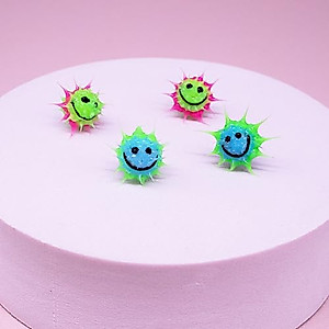 6 Y2K Earrings for Women, Glow in the Dark Silicone Stud Earrings Set, Smiley Face Earring Pack for Teen Girls, Kidcore Alt Girl Aesthetic Jewelry Accessories