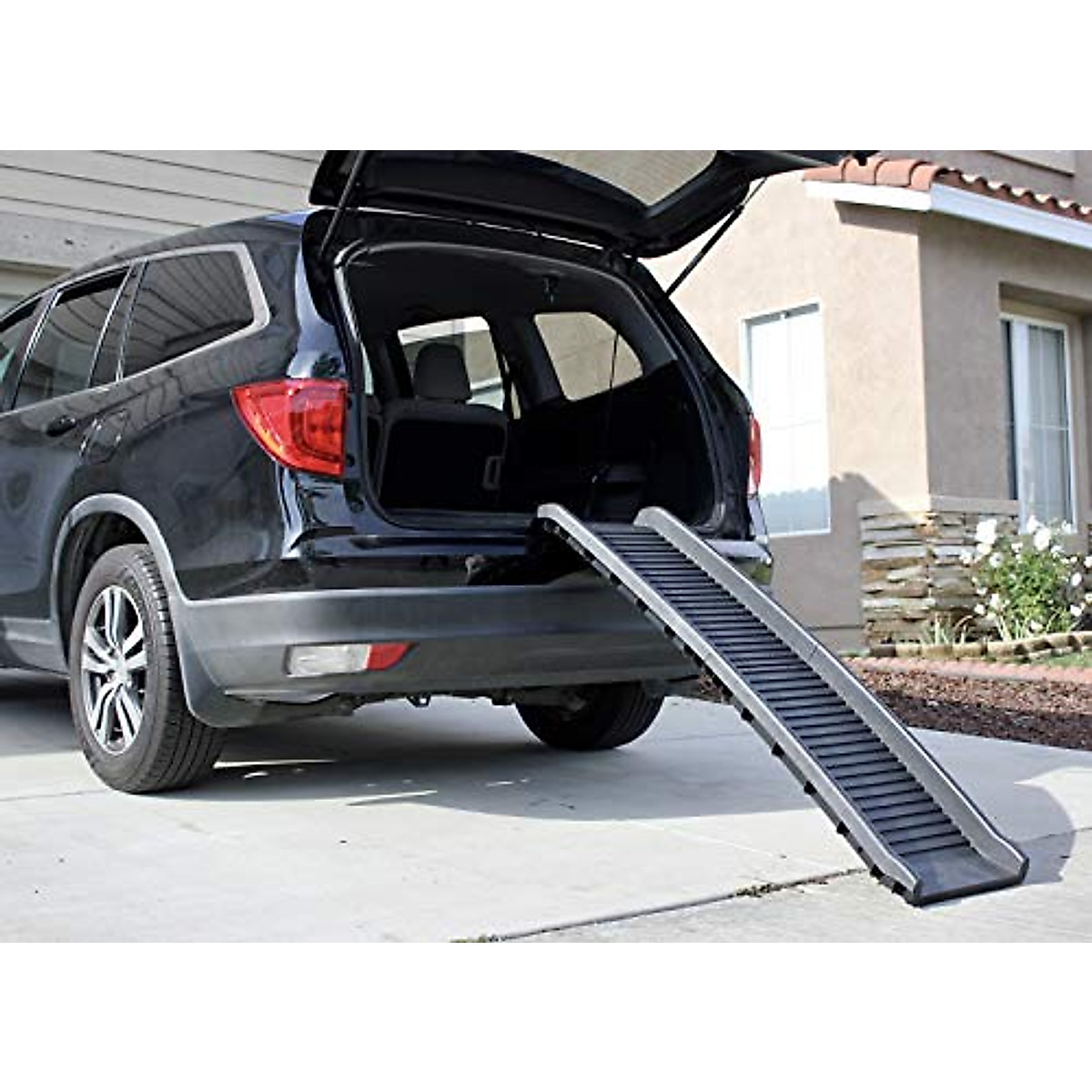 MaxWorks 50524 61" Portable Folding Pet Ramp, Black