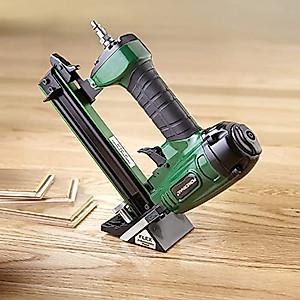 Powernail 2000 Pneumatic 20 Gauge Trigger Pull L-Cleat Flooring Nailer (Includes (2) 1,000ct Packs of L12520 20-Gauge L-Cleat Nails)