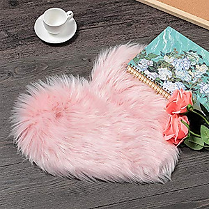 2 Pieces Fluffy Heart Shaped Rug Faux Area Rug Bushy Room Carpet for Home Living Room Sofa Floor Bedroom, 12 x 16 Inch (Pink)
