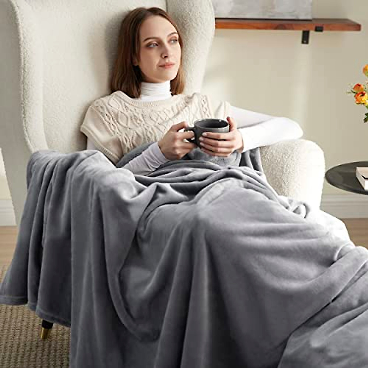 Bedsure Fleece Blankets Twin Size Grey - 300GSM Lightweight Plush Fuzzy Cozy Soft Twin Blanket for Bed, Sofa, Couch, Travel, Camping, 60x80 inches
